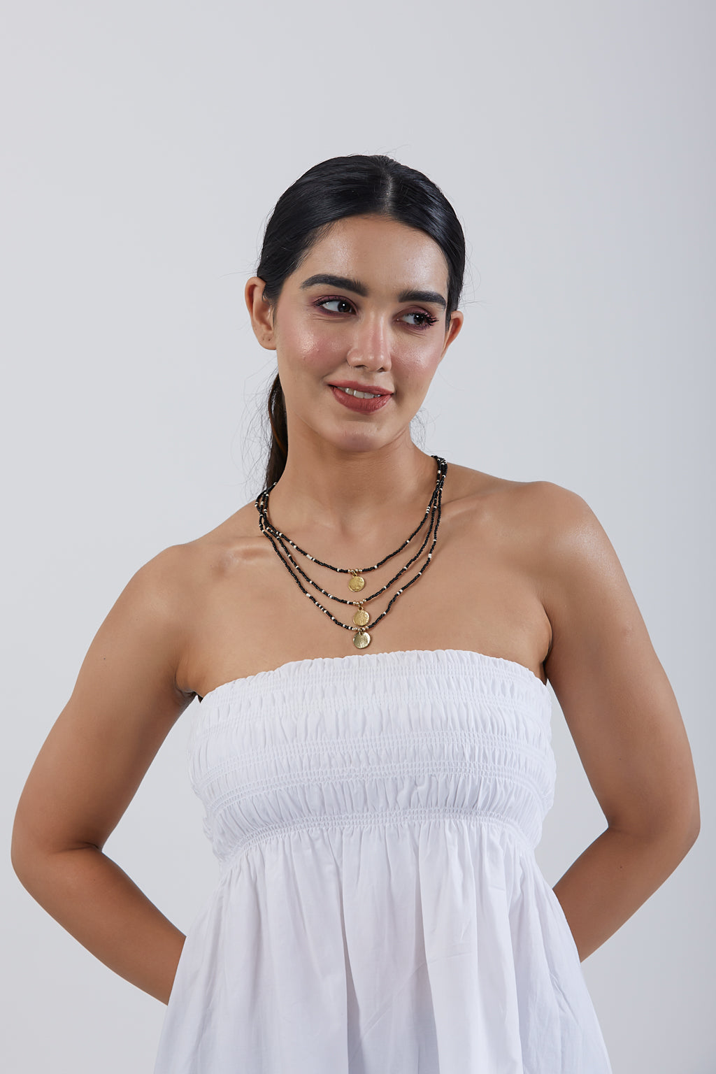 Black Layer Beaded Necklace – Inaraa